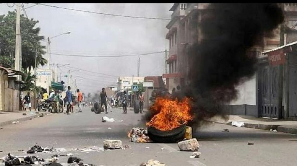 Togolese Protesters Demand End to Faure Gnassingbé’s Rule - West Africa ...